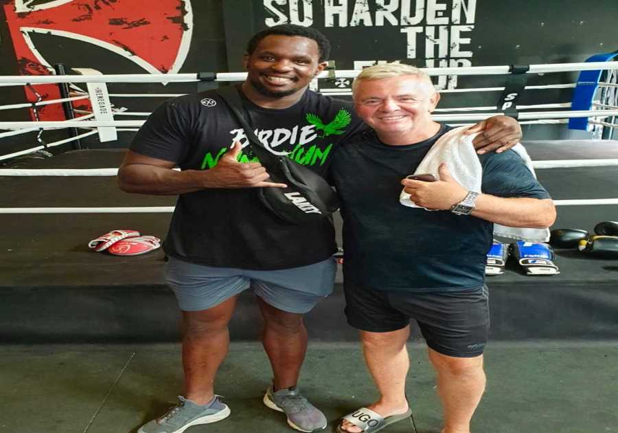 Coronation Street Des Barnes actor Phil Middlemiss looks