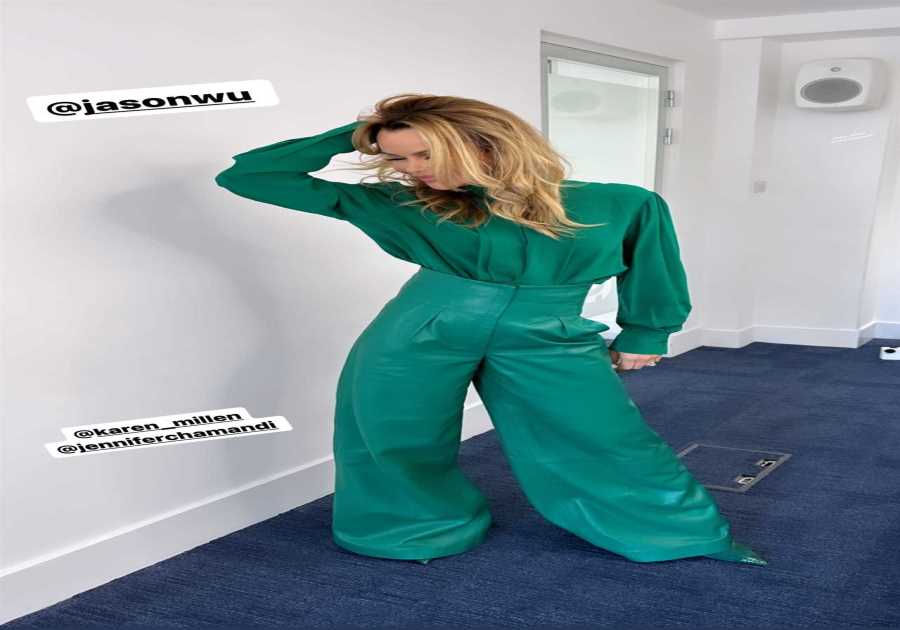 Amanda Holden Looks Incredible As She Poses In Green